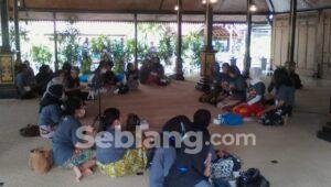 Upaya Lestarikan Seni Budaya Dengan Melatih Sinden Gandrung Milenial ...