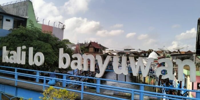 Ratusan Siswa Ikuti Program Sekardadu di Sungai Kalilo Banyuwangi